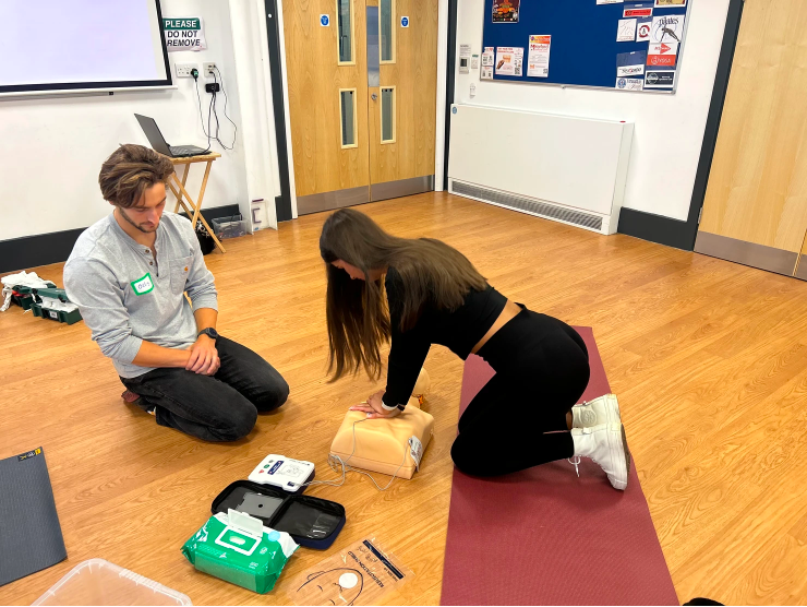 The Importance of Active Learning in First Aid Training | First Class ...